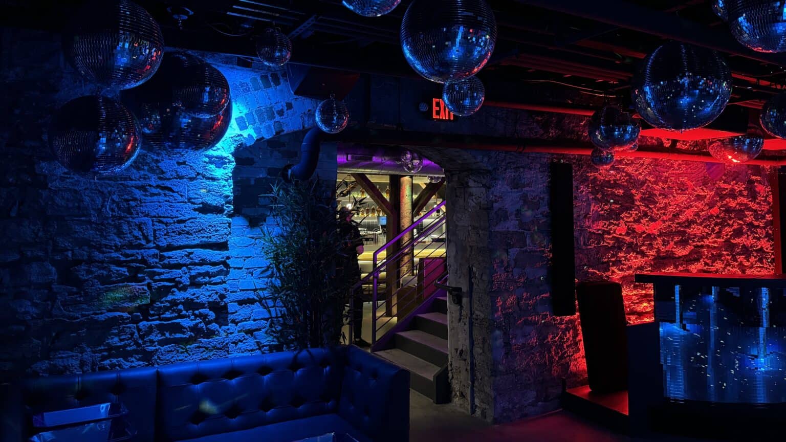 New Two-Level Bar Bringing Two Different Vibes To North Loop - North ...