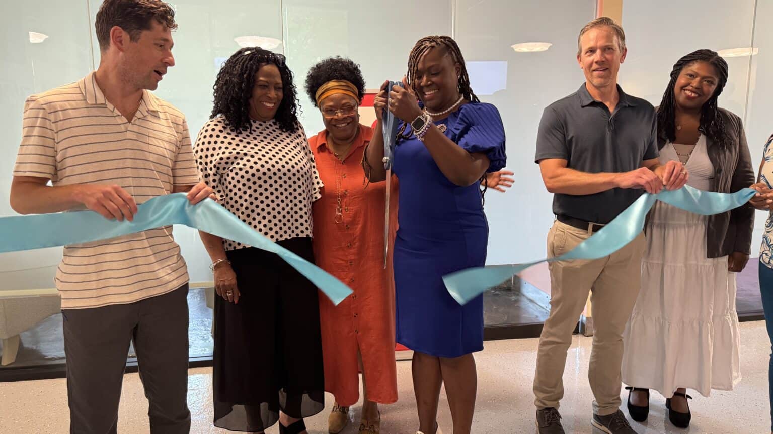 North Loop Neighborhood News, Stay in the Loop
